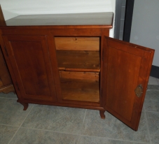 Piccola credenza